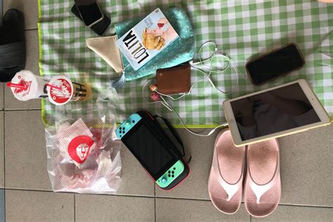 Taylor Swift Fans Queueing For Tickets Told To Leave Singpost Outlets