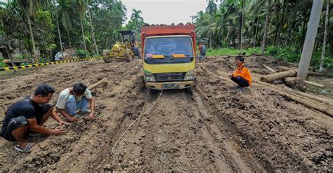 Banyak Jalan Rusak MTI Ada Kesenjangan Infrastruktur