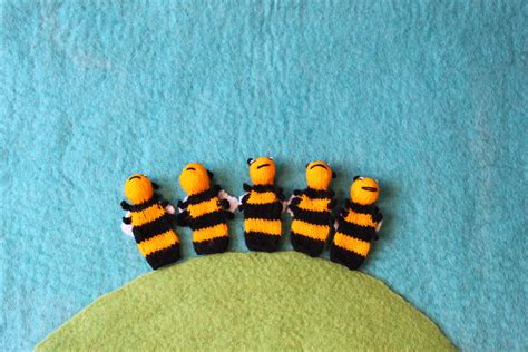 Five Buzzy Bees Serendib Craftlink