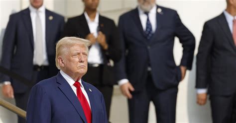 Trump Honors Americas Fallen Heroes In Memorial Day Speech At