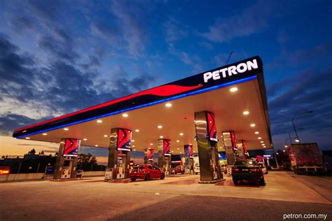 Petron全年净赚238亿 股息按年劲翻3倍