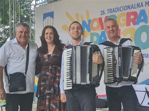 Novogradski Dani 2024 Penzioneri Sevdisali Uz Sevdalinku Foto
