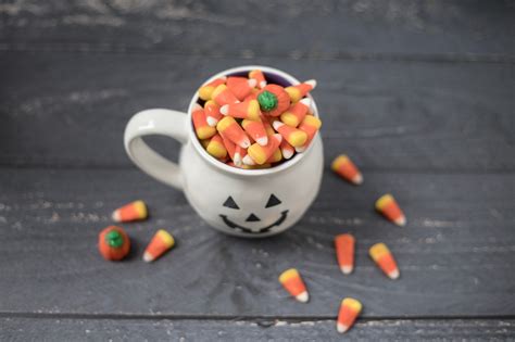 9 Perfect Wine And Halloween Candy Pairings