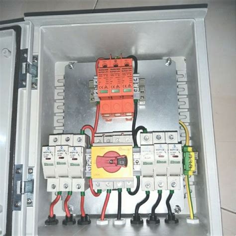 Jual Pv String Combiner Box [3 Pv In 1 Dc Out 1000vdc] Instalasi Plts Ip66 Shopee Indonesia