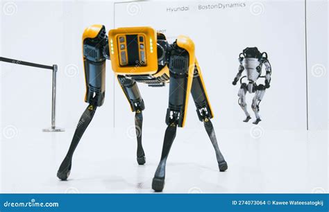 Presentation Of Spot Four Legged Robot By Hyundai Boston Dynamics In