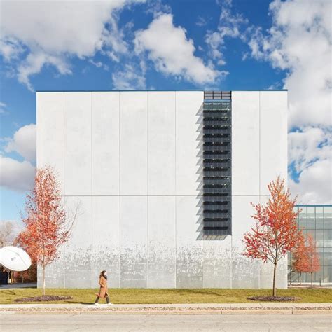 Float Lab Designed To Serve As New Kind Of Architecture For Climate