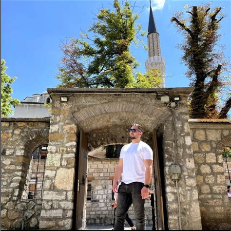 Nijat Jafarli Medium