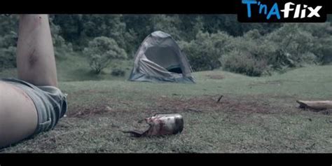 Claudia Zepeda Butt Scene In Romina