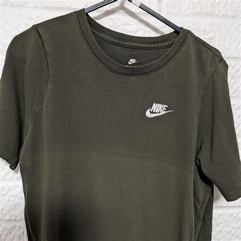 Nike Youth Crew Neck T Shirt Size L Youth Green Depop
