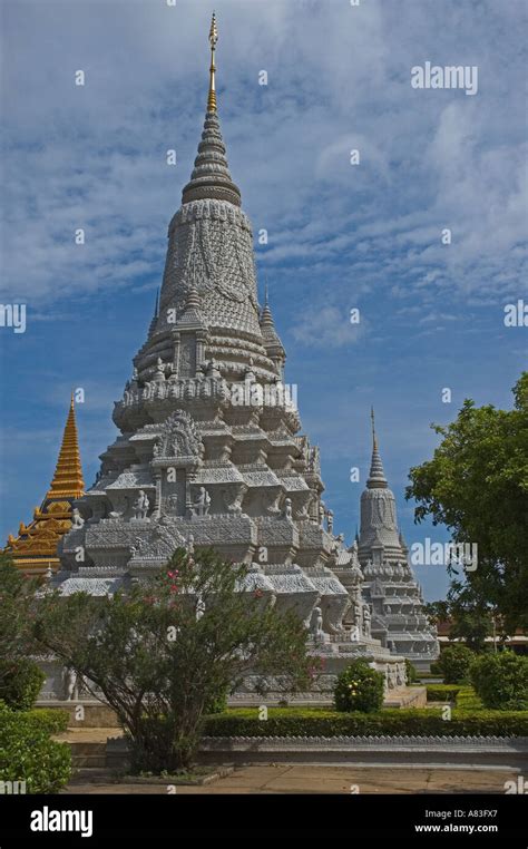Cambodia Phnom Penh Royal Palace Shrine Of King Ang Duong Shrine Of
