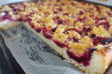German Plum Cake Pflaumenkuchen Cook With Erica