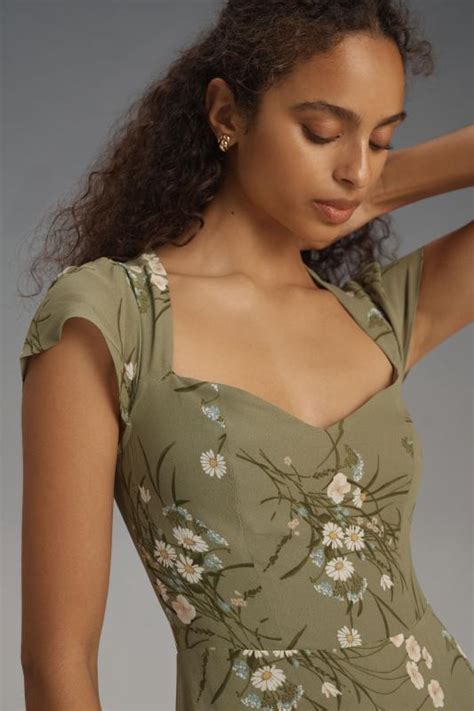 Reformation 로시 미디 드레스 앤트로폴로지 한국 공식 스토어 유니크한 여성 패션 및 라이프스타일 편집샵 200개이상의 프리미엄 브랜드 여성 의류 액세서리