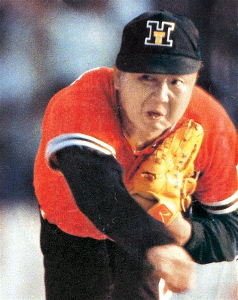 전문가 투표 최동원에 뒤진 선동열 배점 20 팬 투표서 뒤집고 1위로 전문가 투표 최동원에 뒤진 선동열 배점 20 팬 투표서 뒤집고 1위로