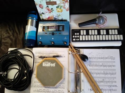 Task 1 Whats In Your Bag Etec 540 Text Technologies