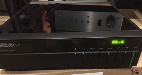 Meridian 504 FM Tuner Photo 1173356 UK Audio Mart