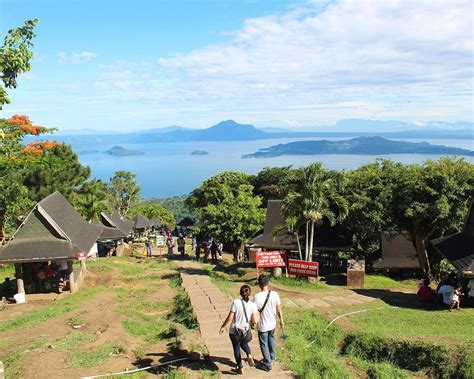 Discover Tagaytay Picnic Grove Now 2hottravellers