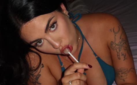 How Ruby Drews Onlyfans Strengthens Her Bold Digital Persona And Fan