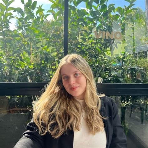 Liea Liv Threads Say More