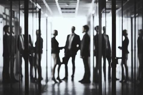 人在房企，谁还没经历过几次职场pua啊？ 搜狐大视野 搜狐新闻