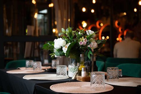 Restoran Firma Драги пријатели Денес и утре не работиме празнуваме Ви посакуваме Среќен