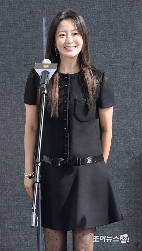 [포토]달짝지근해 김희선 꿀 떨어지는 달콤 미소