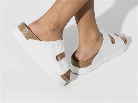 Best 14 White Platform Sandals To Upgrade Your Style Viva Cabana