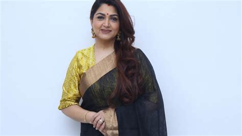 Kushboo వారసుడులో తన పాత్ర ఎడిటింగ్‌లో తీసేయడంపై స్పందించిన ఖుష్బూ