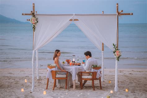 Melati Resort Indulge In A Romantic Beachfront Dinner Experience