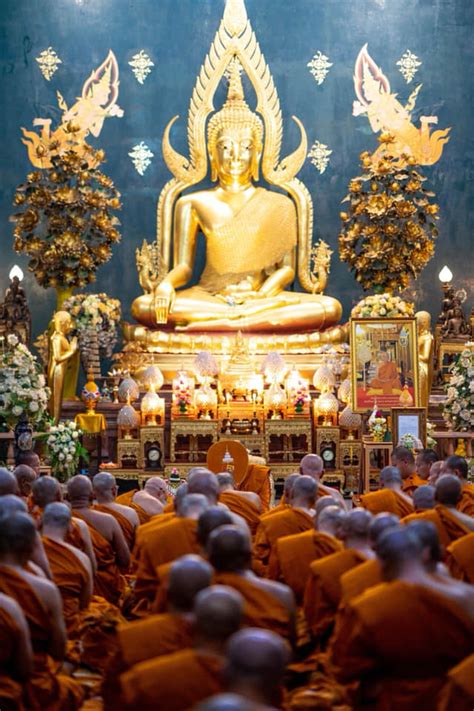 พระประธานภายในพระอุโบส วัดไทยพุทธคยา935 สาธารณรัฐอินเดีย Facebook