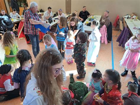 Gute Laune beim Kinderfasching Freie Wählergruppe Sippersfeld e V