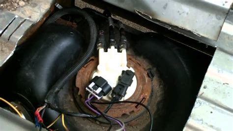 Replace Fuel Pump 2003 Silverado