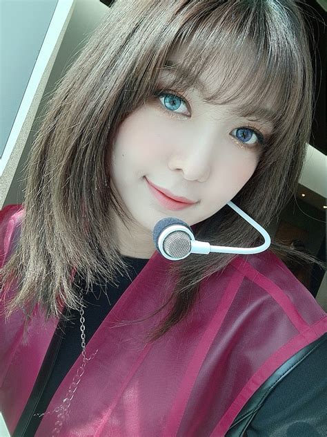 Dreamcatcher Community Posts 오늘도 잘 먹고 잘 쉬었다☺☺😊 Dami