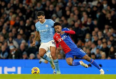 بث مباشر مباراة مانشستر سيتي 4 2 كريستال بالاس في الدوري