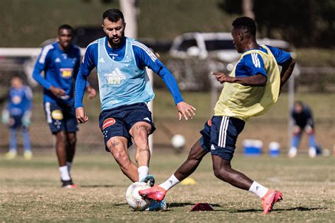 Cruzeiro anuncia transmissão de treino e programa divulgação de Operação Fifa cruzeiro ge
