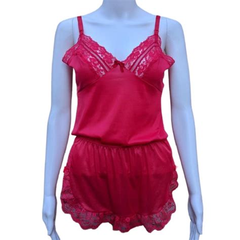 Camisole And Tap Pants Gem