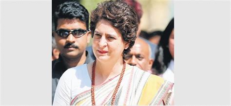 Priyanka May Enter Poll Fray From Telangana