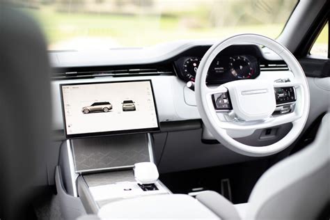 럭셔리 끝판왕 등장랜드로버 전 세계 10대만 제작하는 이 차량은