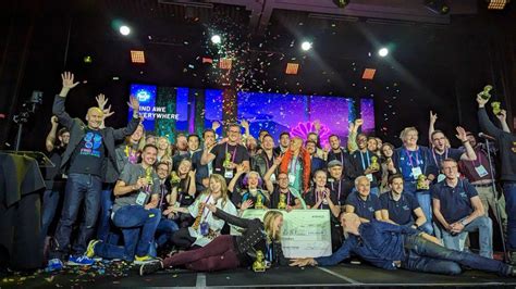 Awe Announces Winners Of The 100000 Xr Prize Challenge And Auggie