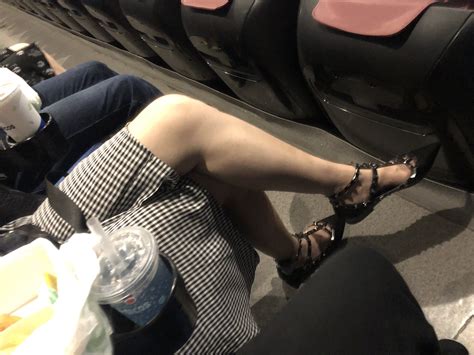 四川淫妻hotwife On Twitter 生活就是要“两面三刀”😄 Axidqfiqec Twitter