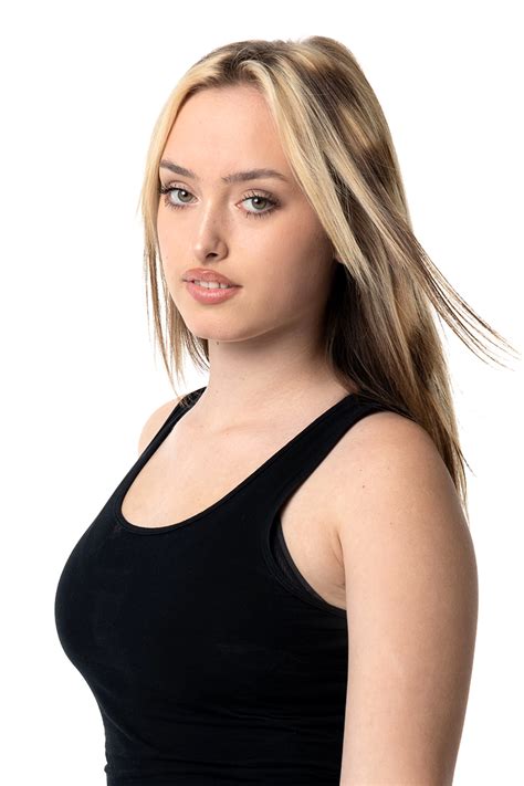 Lillian W New View Modeling