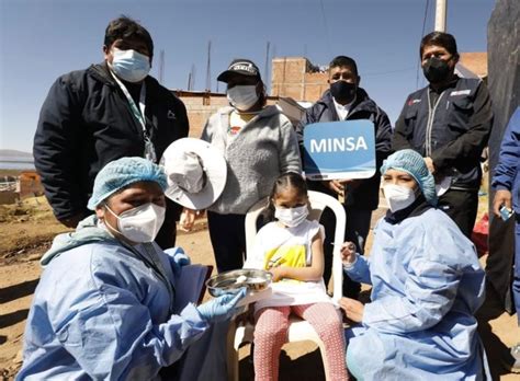 Puno Minsa Brinda Atenciones De Salud En Campaña Gratuita En El Barrio