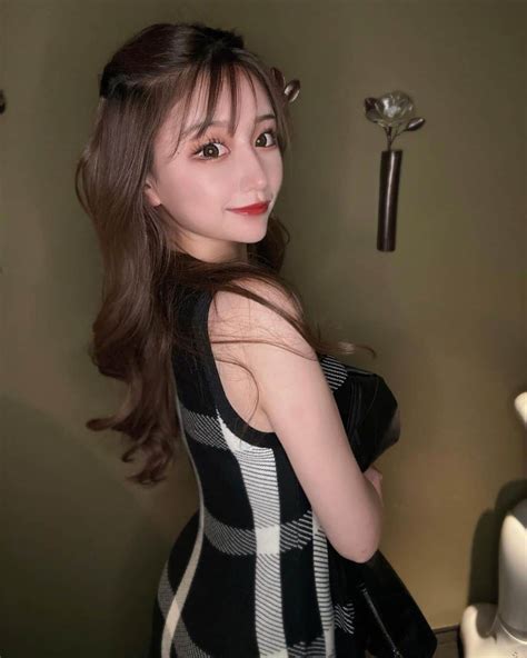 みっちゃんさんのインスタグラム写真 みっちゃんinstagram「オシャレなお店にディナーデートで 着たいコーデ。妄想 終点華小町