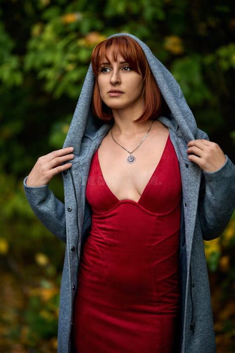 Close Up Portrait Of Sensual Redhead Outdoors Autumn S Warm Embrace