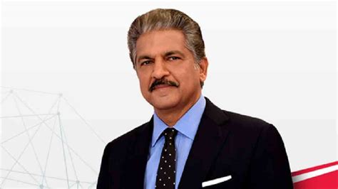 Anand Mahindra హనీమూన్ లో చెస్ ఆడుతున్న ఫొటో షేర్ చేసిన ఆనంద్
