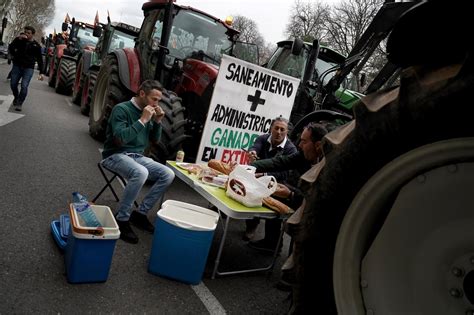 Manifestación de agricultores en Madrid en imágenes