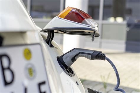 Volkswagen Have Transformed Their Famous Vw Beetle Into An Electric Vehicle
