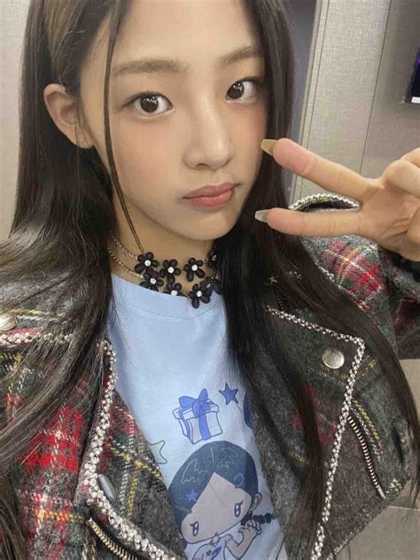 230103 Newjeans Phoning Album Update Minji Album Rnewjeans