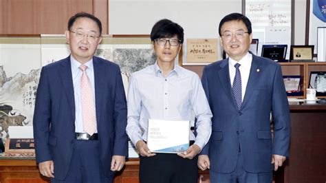 9살 여아 유괴 막아낸 용감한 시민 ‘포스코히어로즈로 선정 포스코그룹 뉴스룸