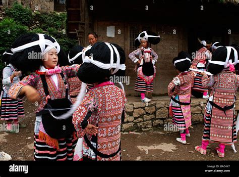 China Guizhou Province Longjia Village Long Horn Miao Girls In
