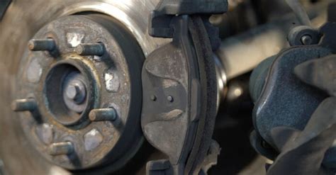 How To Change Front Brake Discs On Volvo V50 MW Replacement Guide